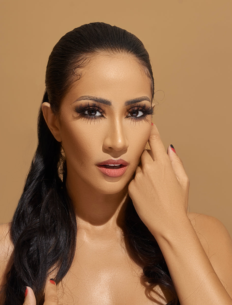 Beauty Shot of An Egyptian Female Brunette Model With Nude Arabian Mak ...